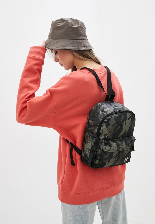 Рюкзак adidas CLSC CAM S BP, цвет: хаки, AD002BWJNCB0 — купить в ...