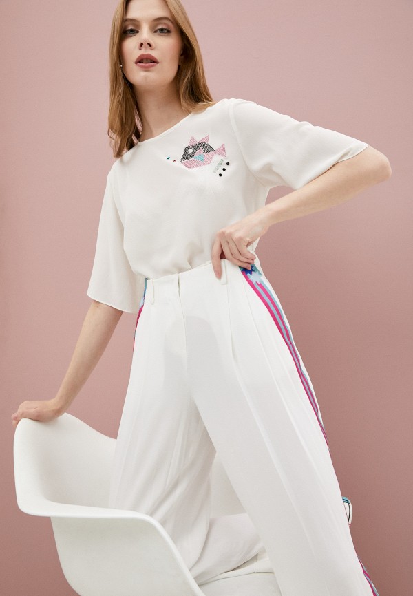 Брюки Emporio Armani, цвет: белый, RTLAAH770701 — купить в интернет ...