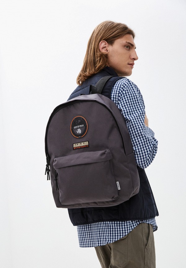 Рюкзак Napapijri VOYAGE, цвет: серый, RTLAAR259201 — купить в интернет ...