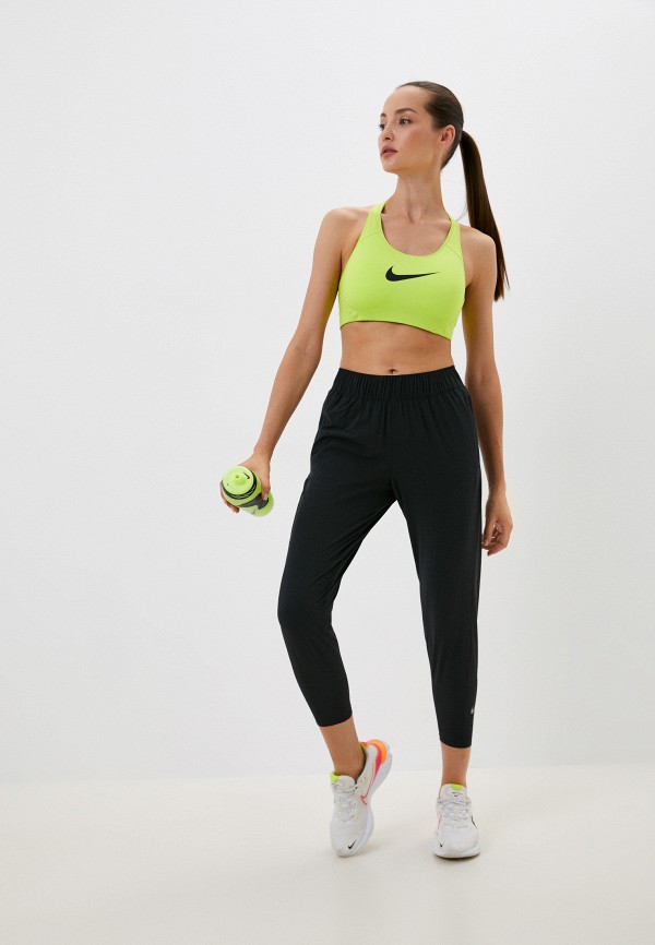 Топ спортивный Nike NIKE VICTORY SHAPE BRA NFS, цвет: зеленый ...