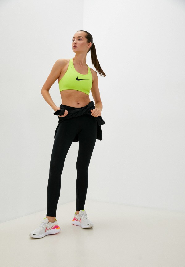 Топ спортивный Nike NIKE VICTORY SHAPE BRA NFS, цвет: зеленый ...