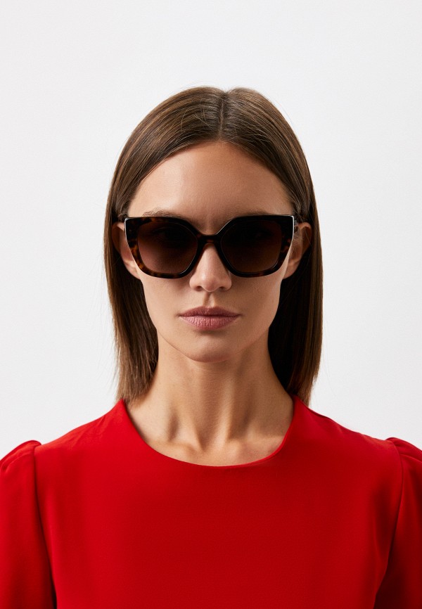 Очки солнцезащитные Prada PR 24XS 2AU6S1, цвет: коричневый ...