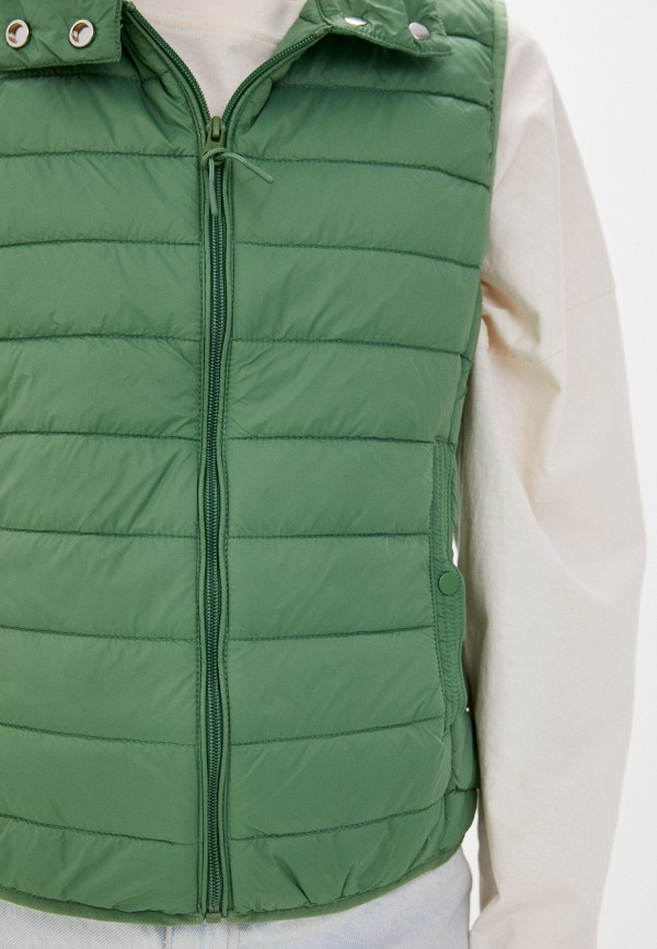 Жилет утепленный United Colors of Benetton, цвет: зеленый, RTLACJ210901 ...