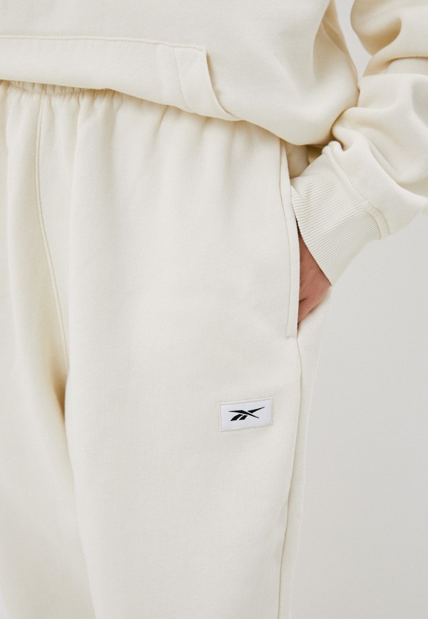 Брюки спортивные Reebok CL RBK ND FLEECE PANT, цвет: бежевый ...