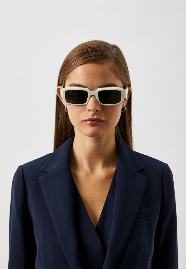 Очки солнцезащитные Prada PR 27ZS 17K08Z, цвет: белый, RTLADC202901 ...