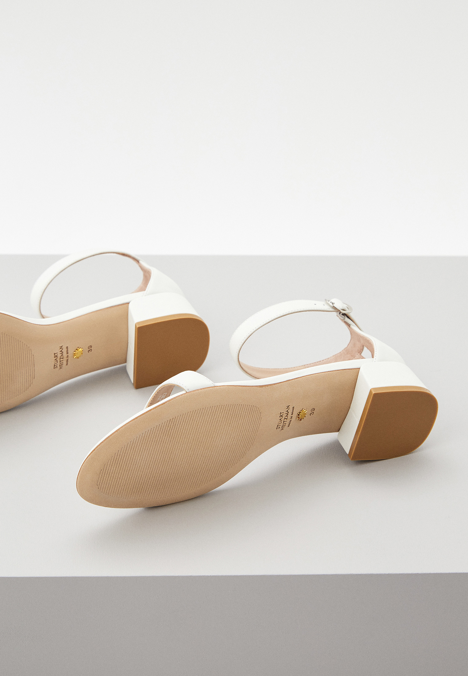 Женские босоножки Stuart Weitzman S6743 купить за 29280 руб.