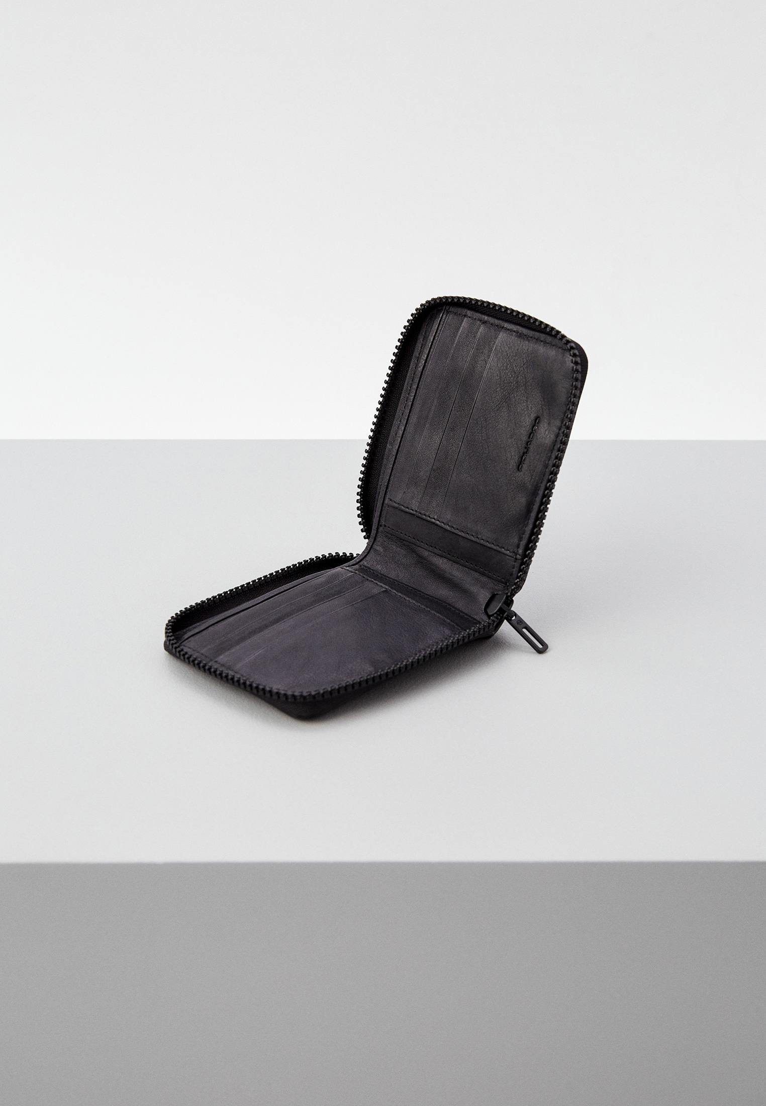 Кошелек мужской Piquadro (Пиквадро) PU5762APR купить за 11480 руб.