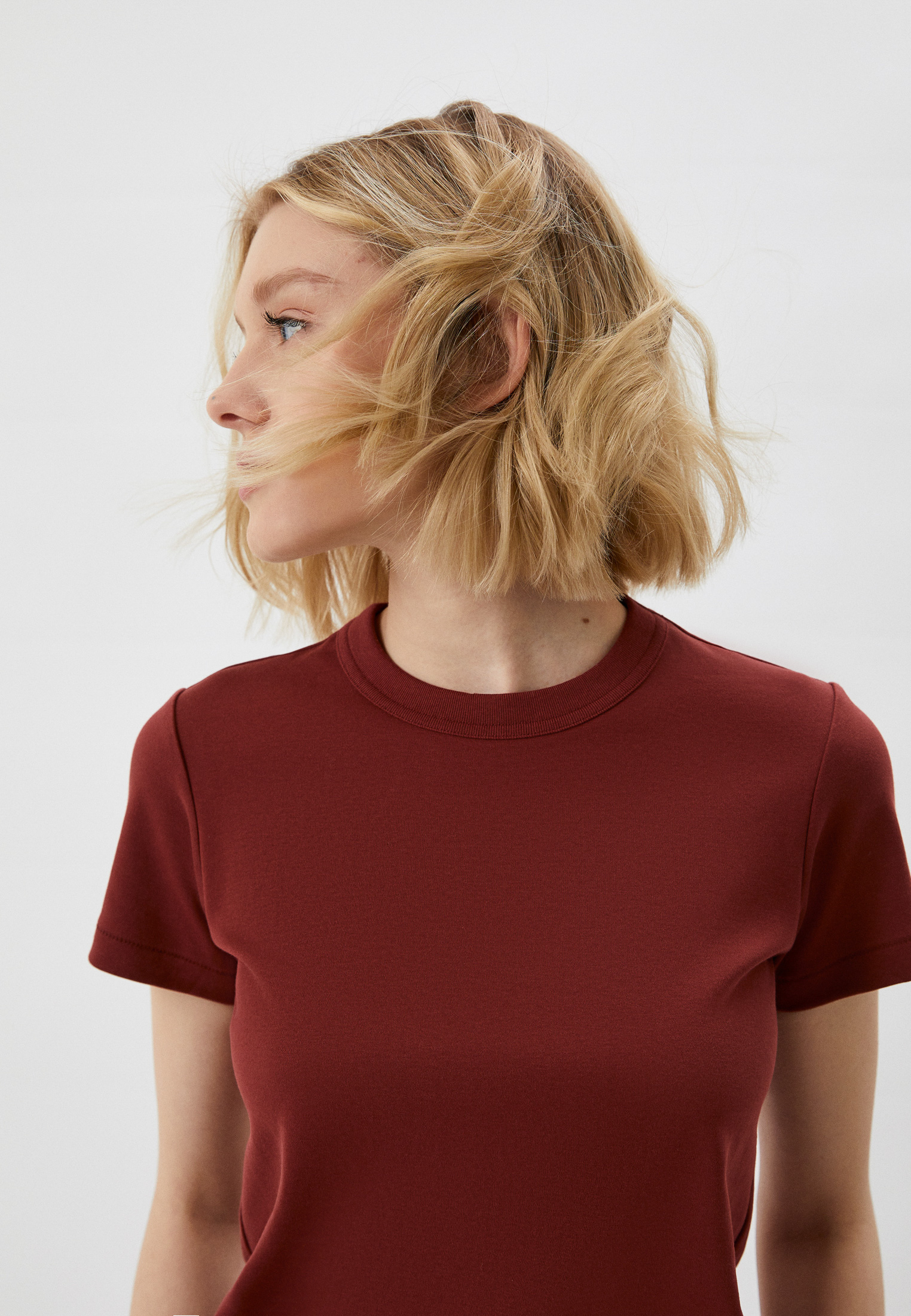 Футболка с коротким рукавом женский UNIQLO 241-435193(12-03) купить за ...