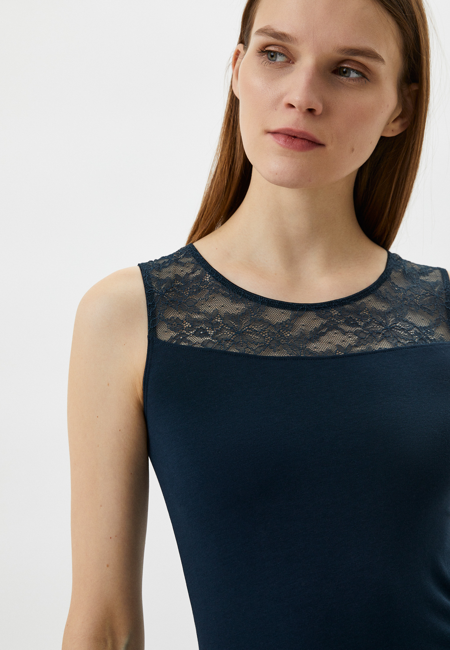 Майка женская UNIQLO 271-440118(13-02) купить за 599 руб.