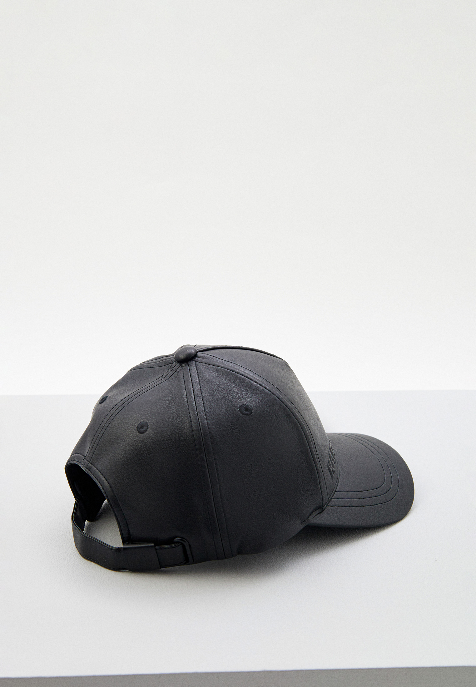 Бейсболка мужская Karl Lagerfeld 805620-524120 купить за 3720 руб.