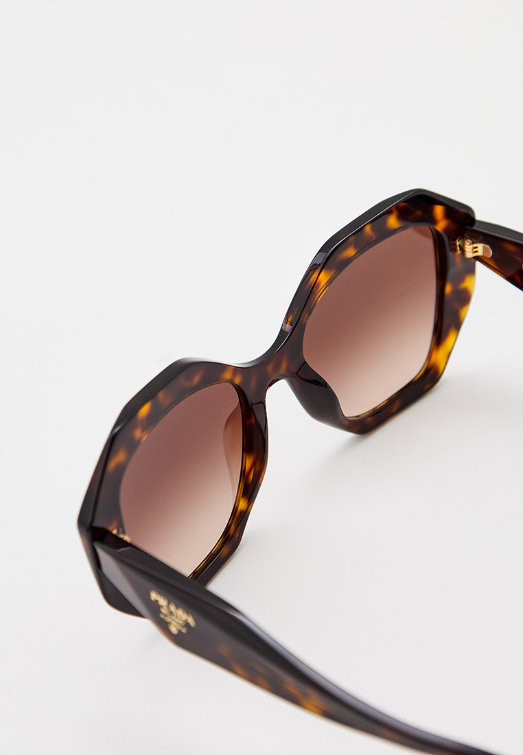 Женские солнцезащитные очки Prada (Прада) 0PR 16WS цвет коричневый ...