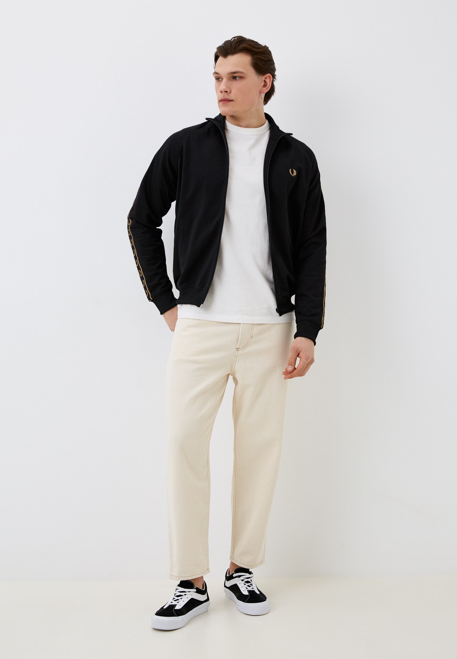 Олимпийка мужская Fred Perry J5557 цвет черный купить за 12990 руб.
