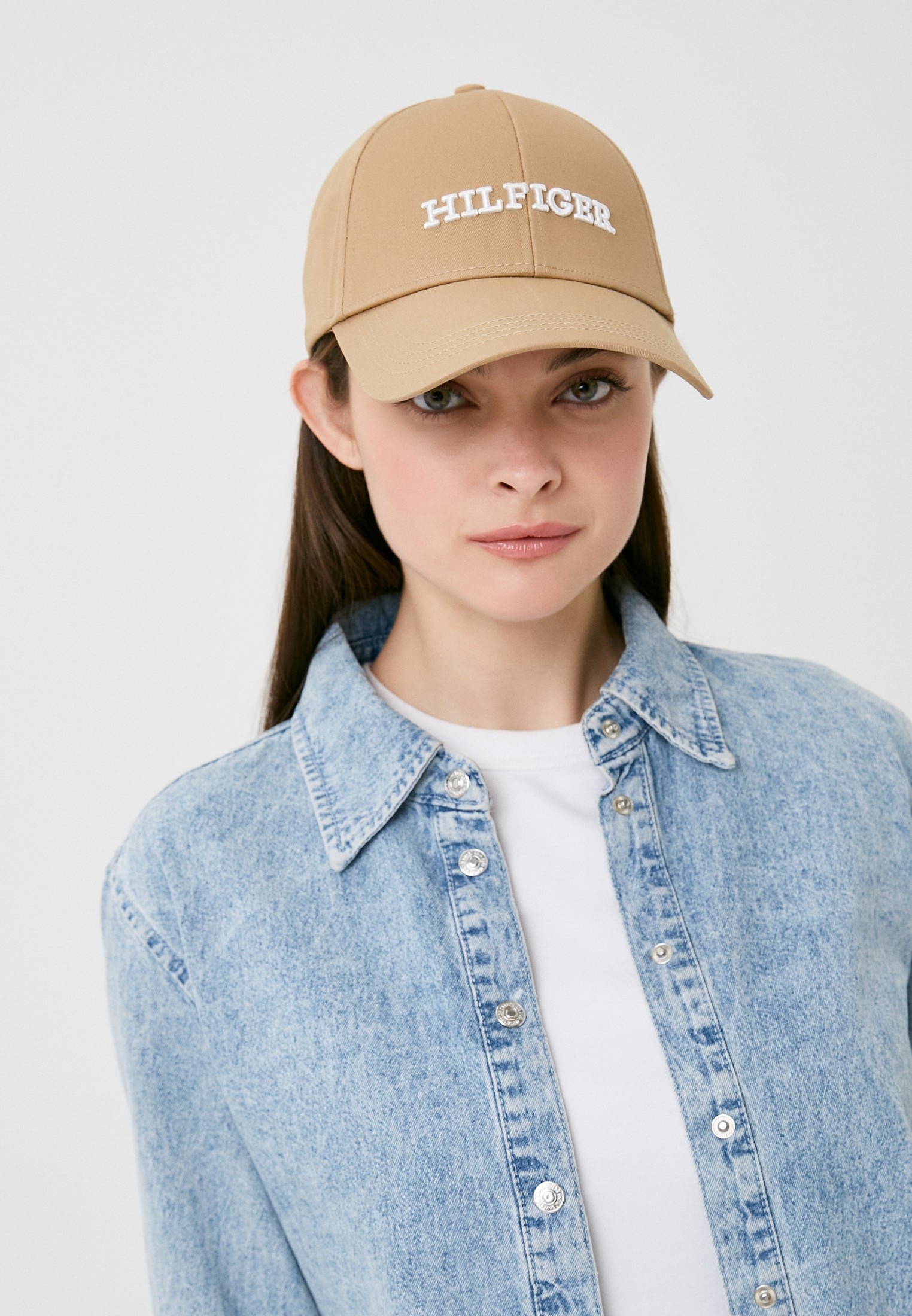 Бейсболка женская Tommy Hilfiger (Томми Хилфигер) AW0AW15532 купить за ...
