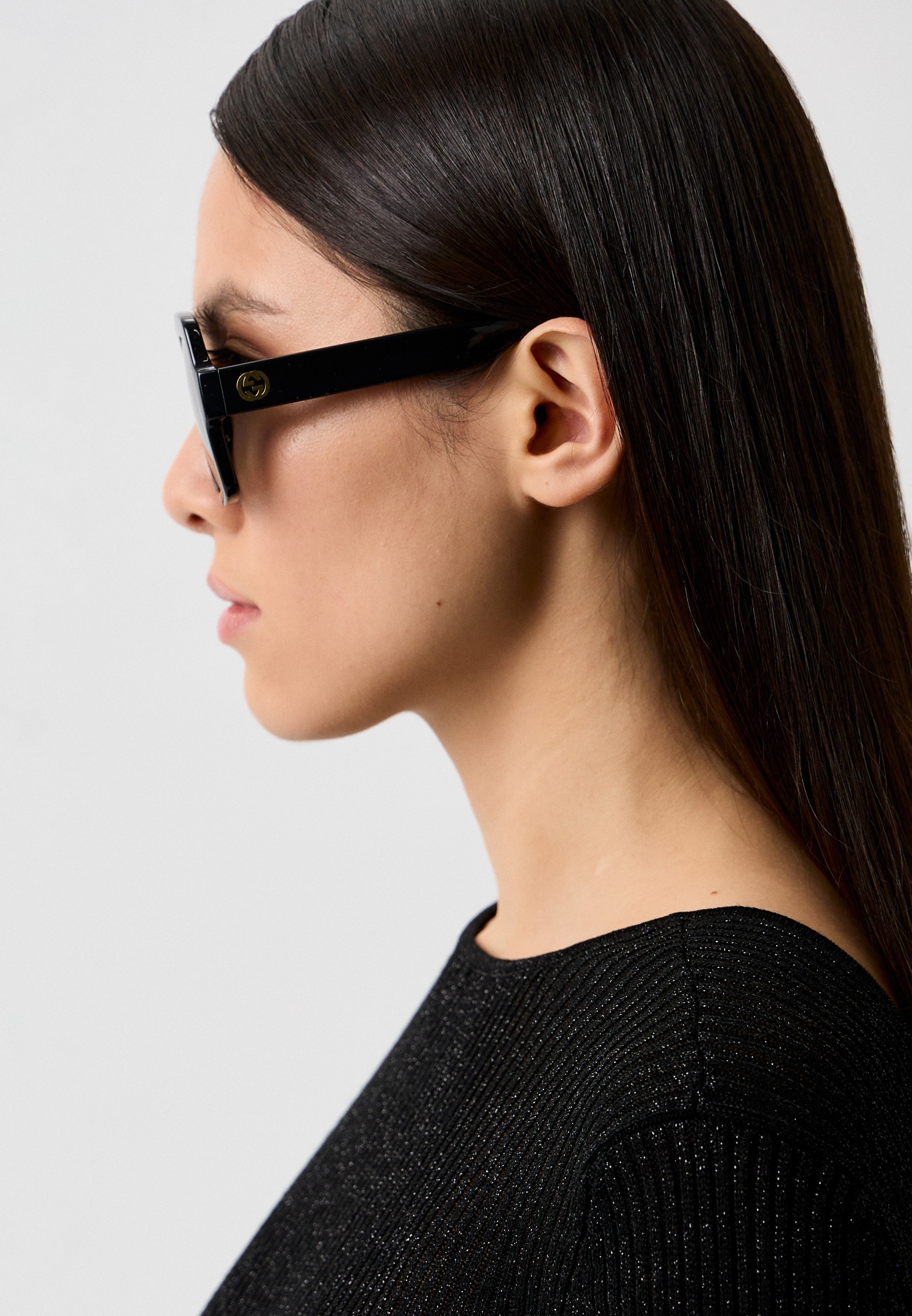 Женские солнцезащитные очки Gucci (Гуччи) GG1337S купить за 36300 руб.