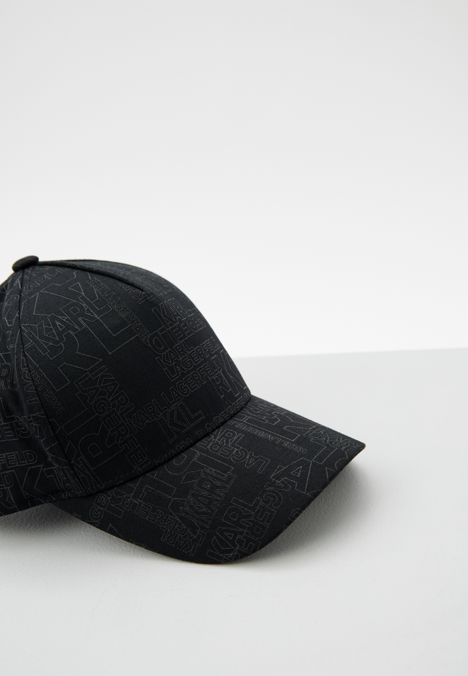 Бейсболка мужская Karl Lagerfeld 805611-541123 купить за 8740 руб.