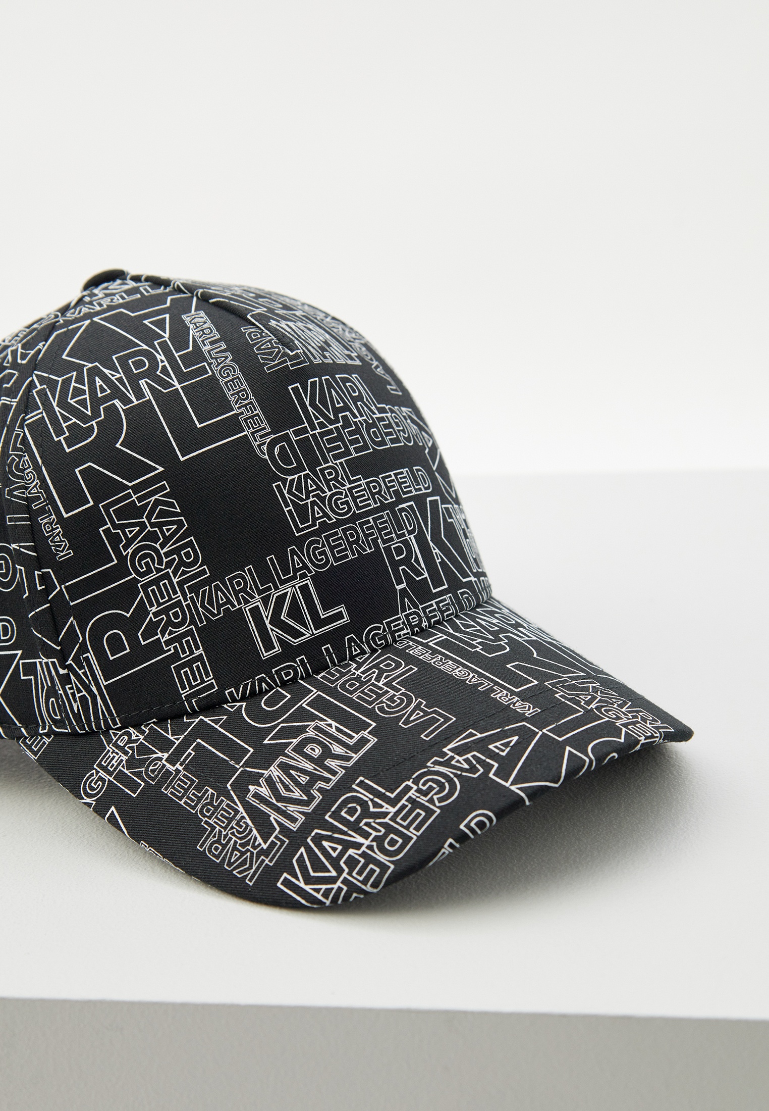 Бейсболка мужская Karl Lagerfeld 805611-541123 купить за 8740 руб.