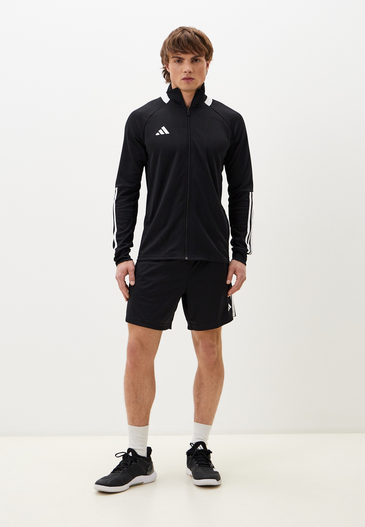 Мужские спортивные шорты Adidas (Адидас) IR9736 купить за 5399 руб.