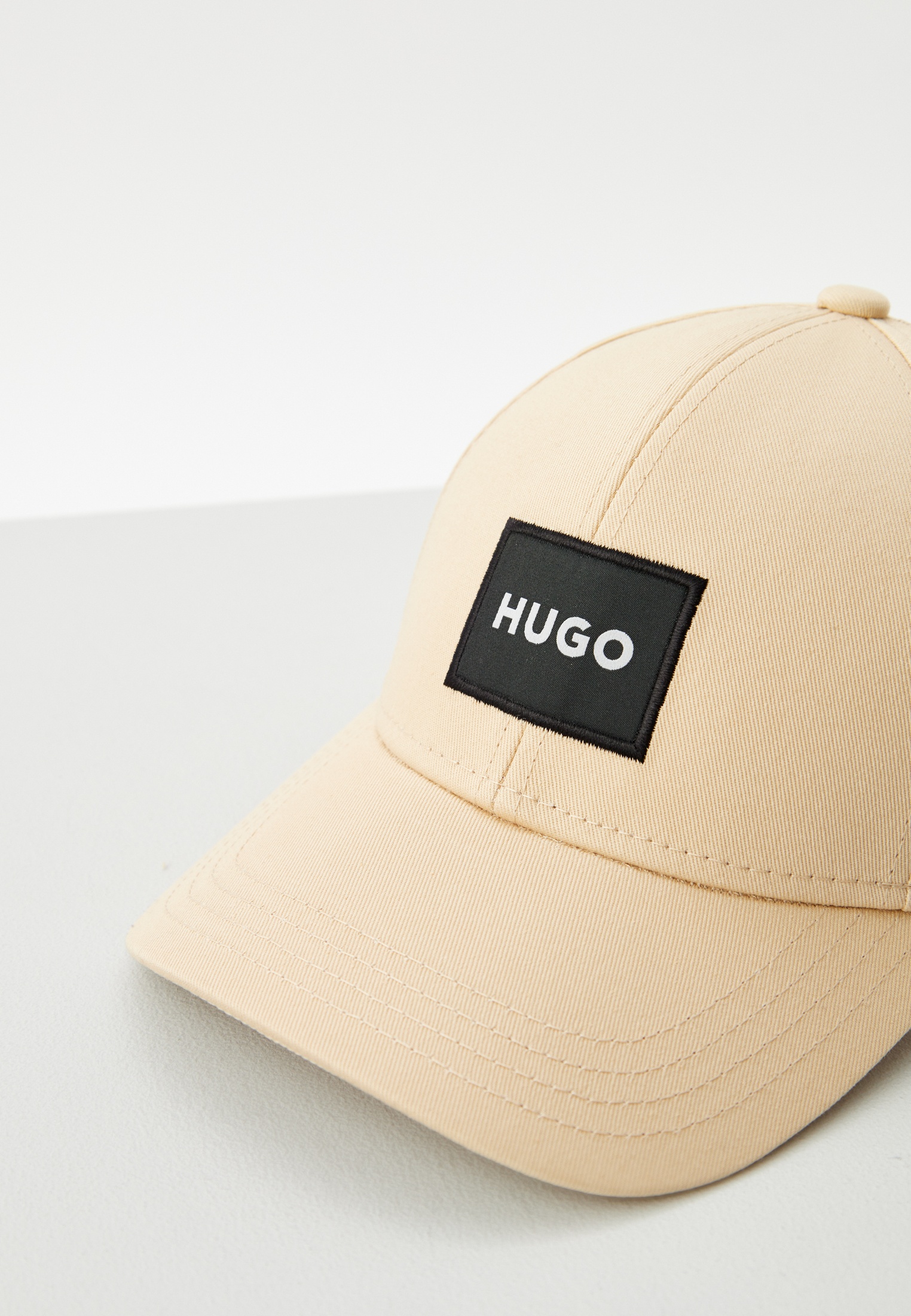 Бейсболка женская Hugo 50496409 купить за 4900 руб.