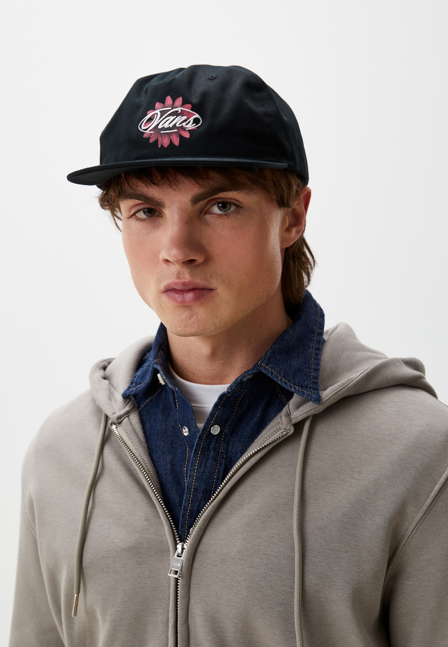 Головной убор мужской VANS VN000GKJ купить за 3199 руб.