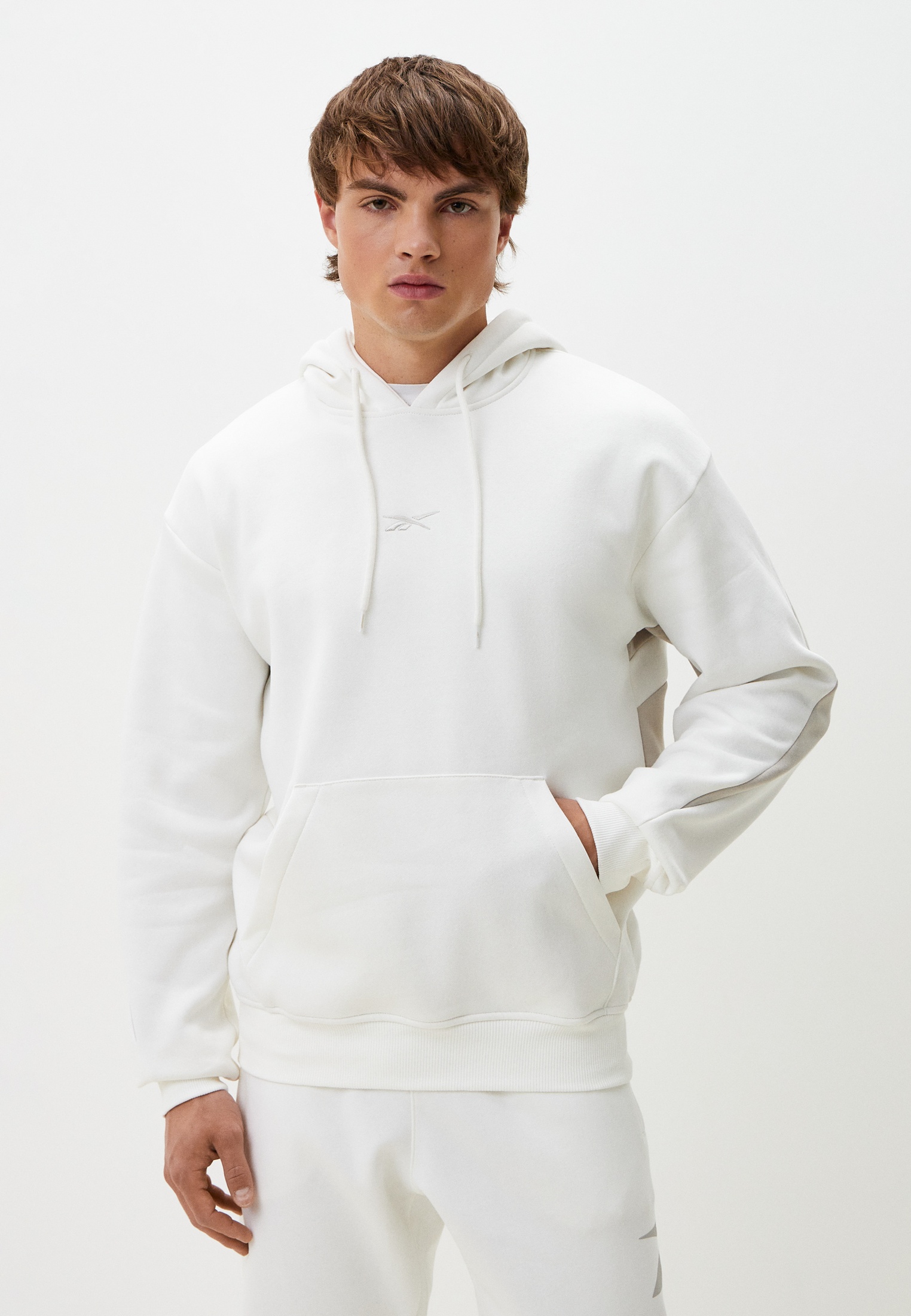 Толстовка мужская Reebok (Рибок) 100075820 купить за 8999 руб.