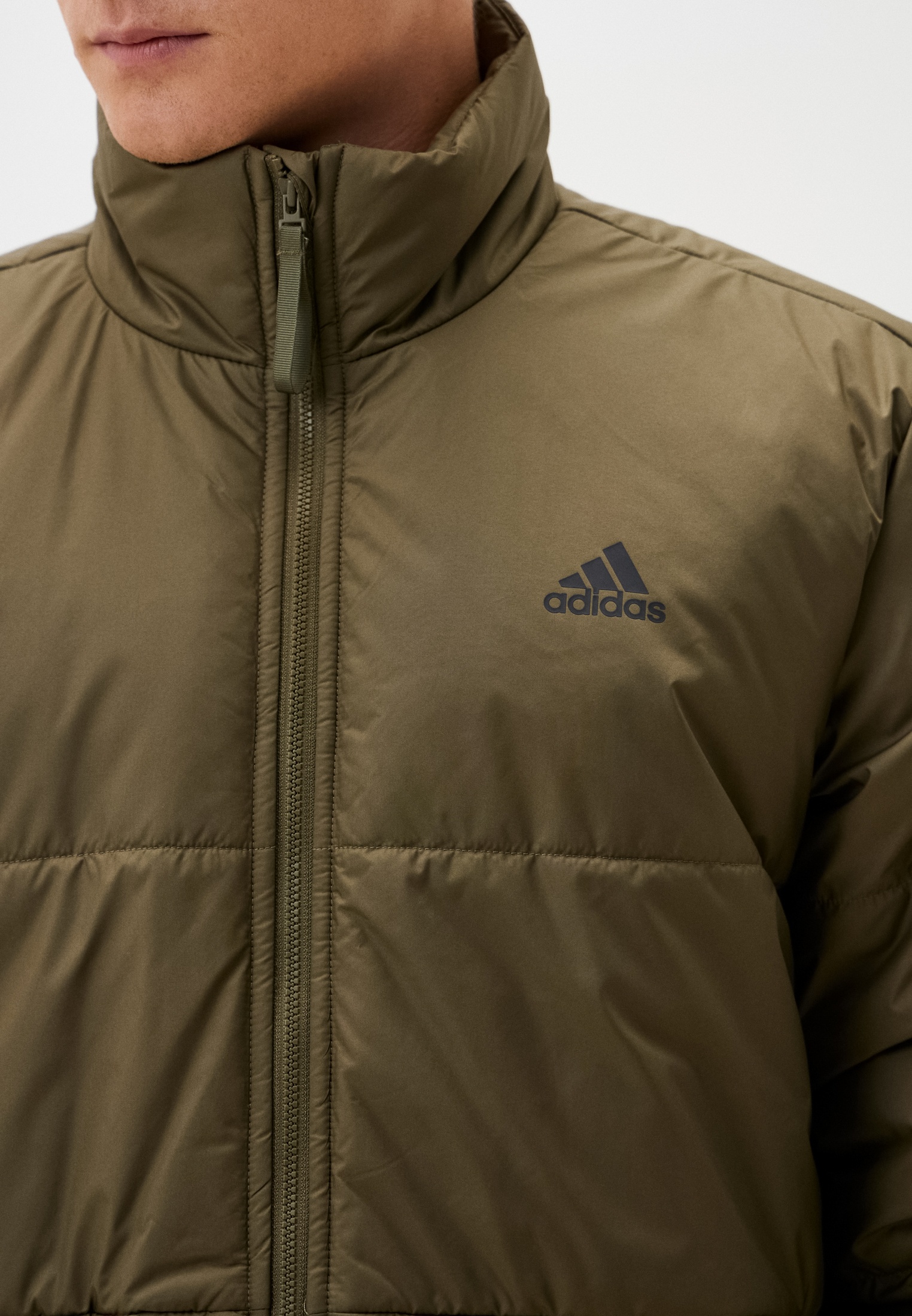 Мужская верхняя одежда Adidas (Адидас) HT8710 купить за 3599 руб.