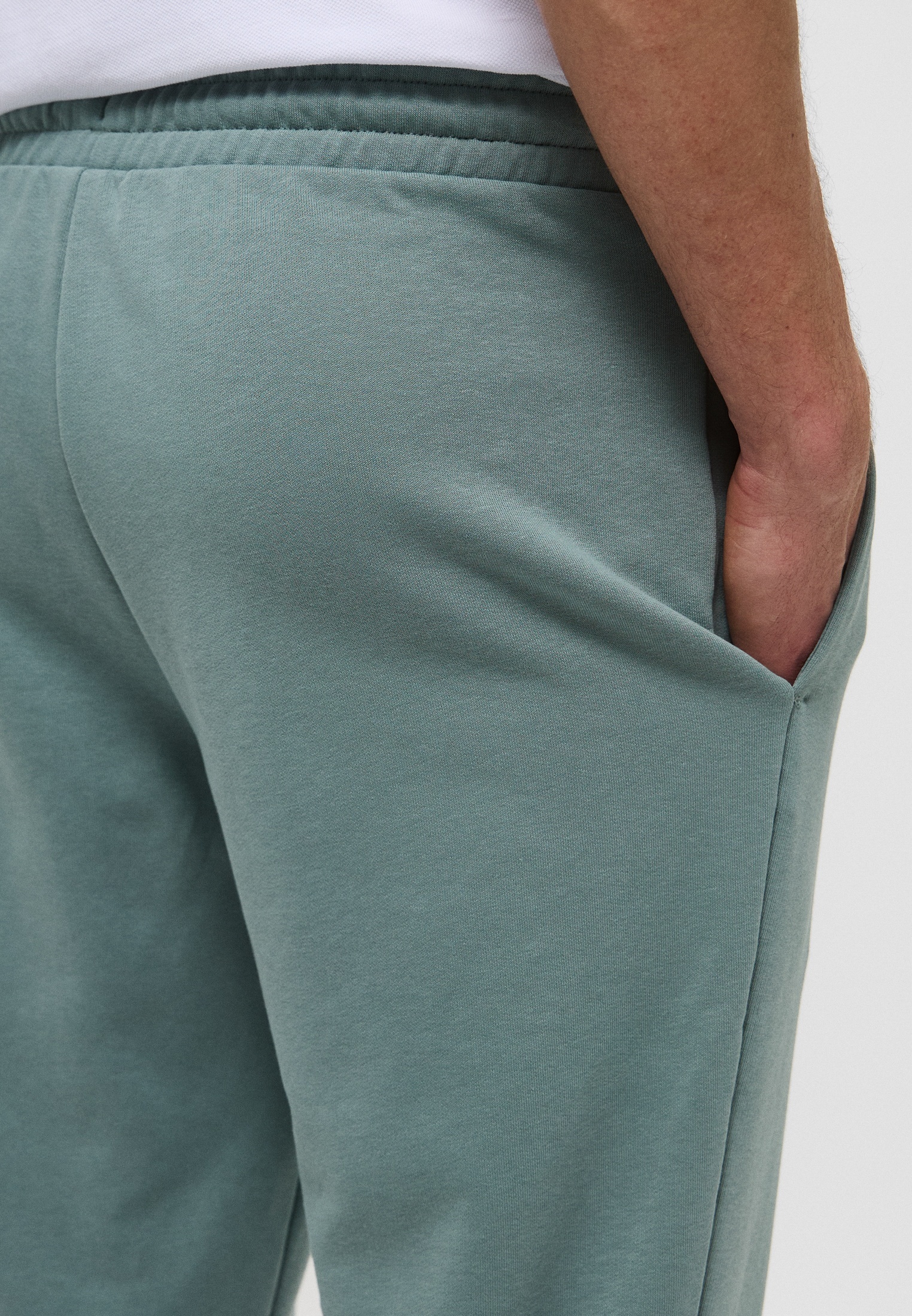 Мужские спортивные брюки Puma (Пума) 684633 купить за 5499 руб.