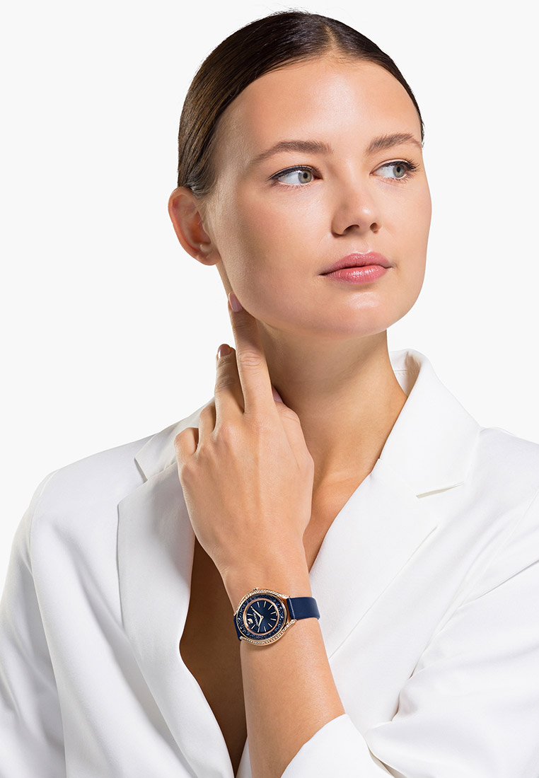 Часы женские Swarovski 5519447 купить за 36400 руб.