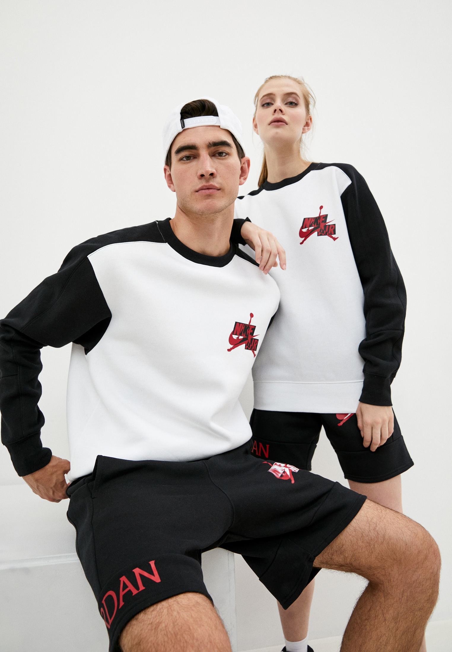 Свитшот Jordan M J JMC FLC CREW, цвет: белый, JO025EMJMXE7 — купить в ...