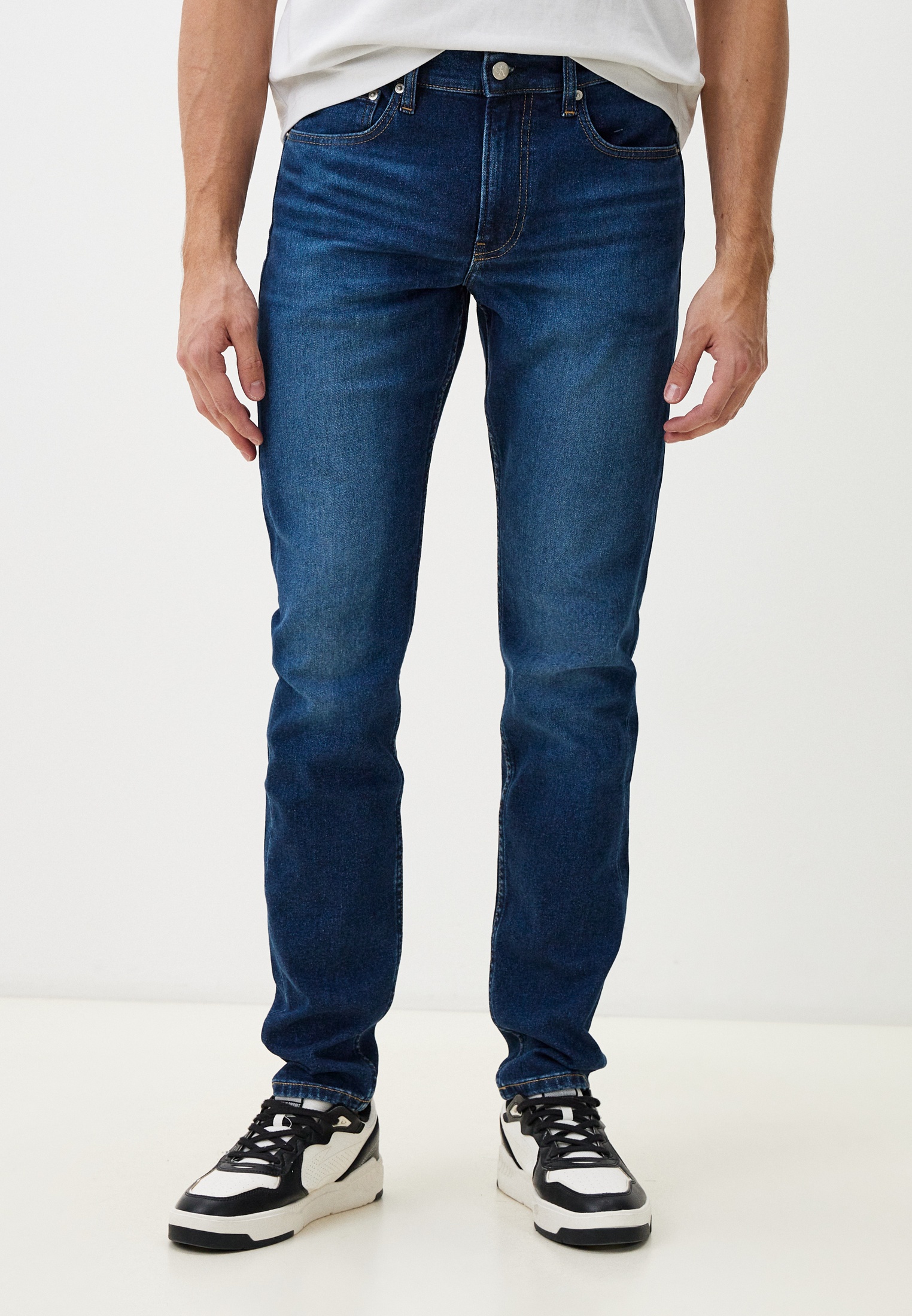 Джинсы Calvin Klein Jeans SLIM TAPER, цвет: синий, MP002XM0B6G7 ...