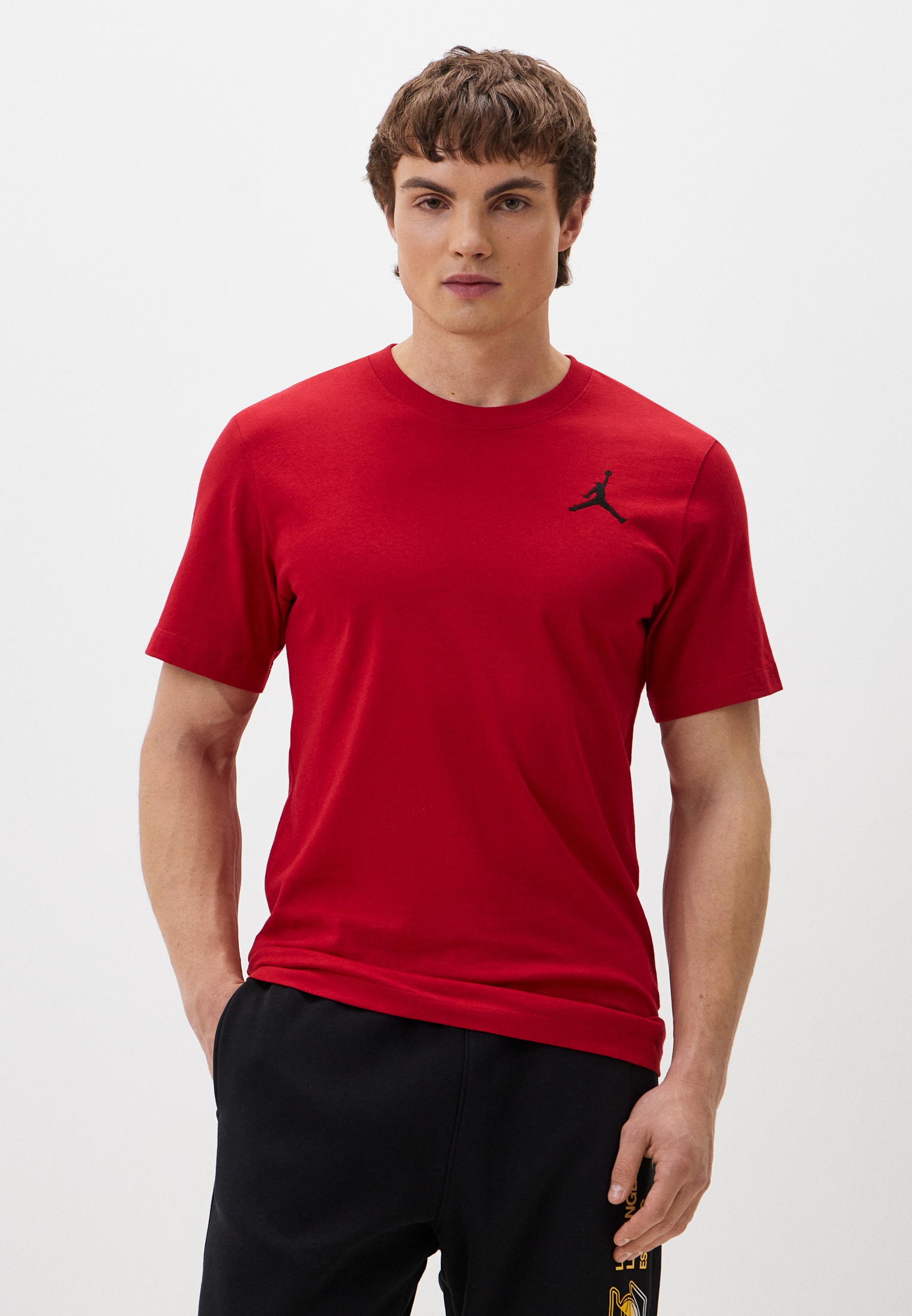 Футболка Jordan M J JUMPMAN EMB SS CREW, цвет: красный, MP002XM0BPHB ...