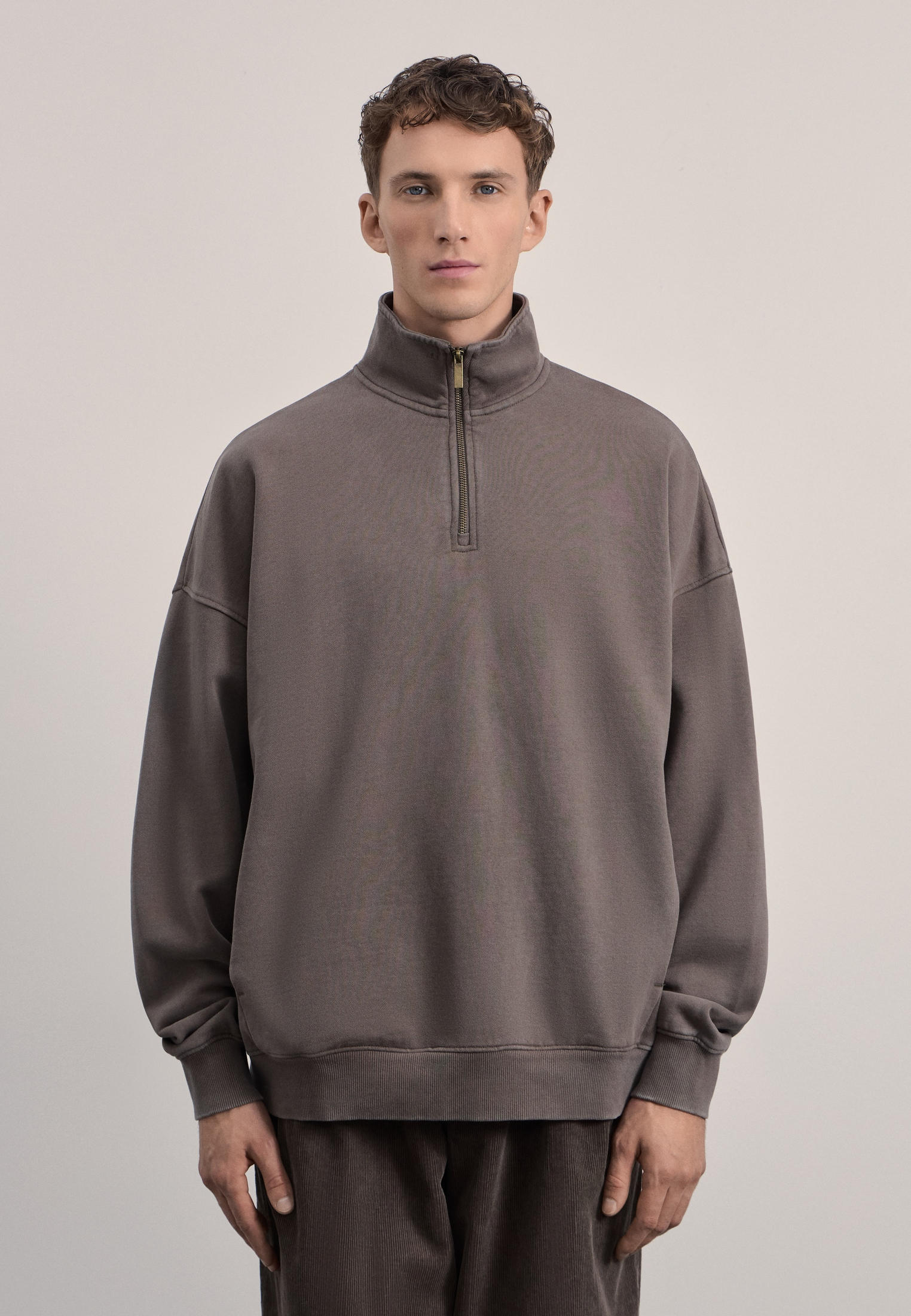 Олимпийка Zarina Man ZRN MAN X MEZENCEV , цвет: коричневый, MP002XM0C44F — купить в интернет ...