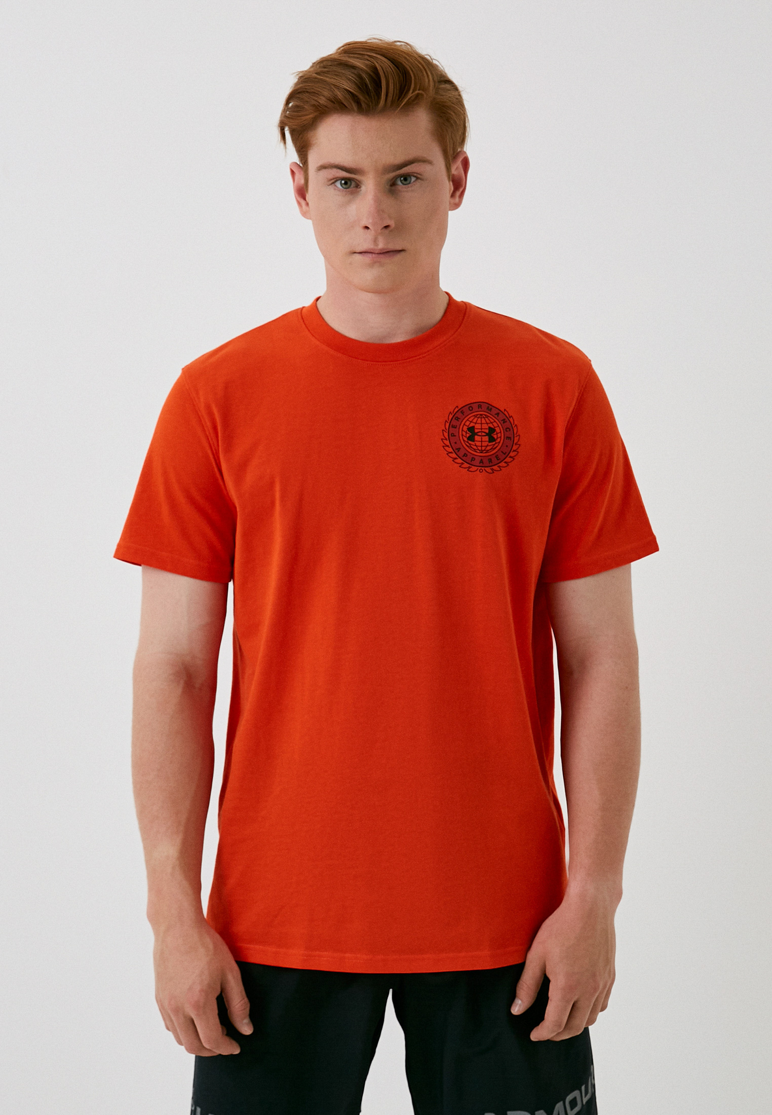 Футболка Under Armour UA ALMA MATER CREST HW SS, цвет: оранжевый ...