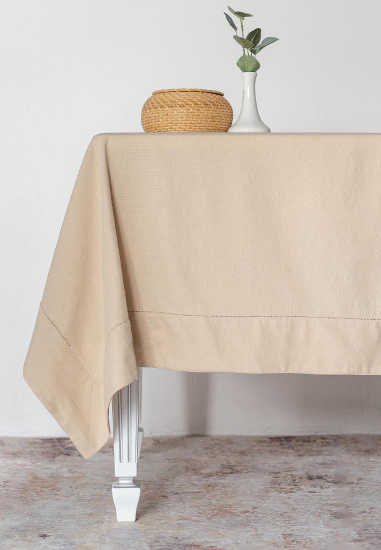 Скатерть Bellehome Sand однотонная 150х240 хлопок/лен, цвет: бежевый ...