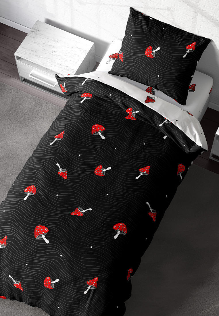 Постельное белье 1,5-спальное Crazy Getup 70х70 Mushrooms, цвет: черный ...