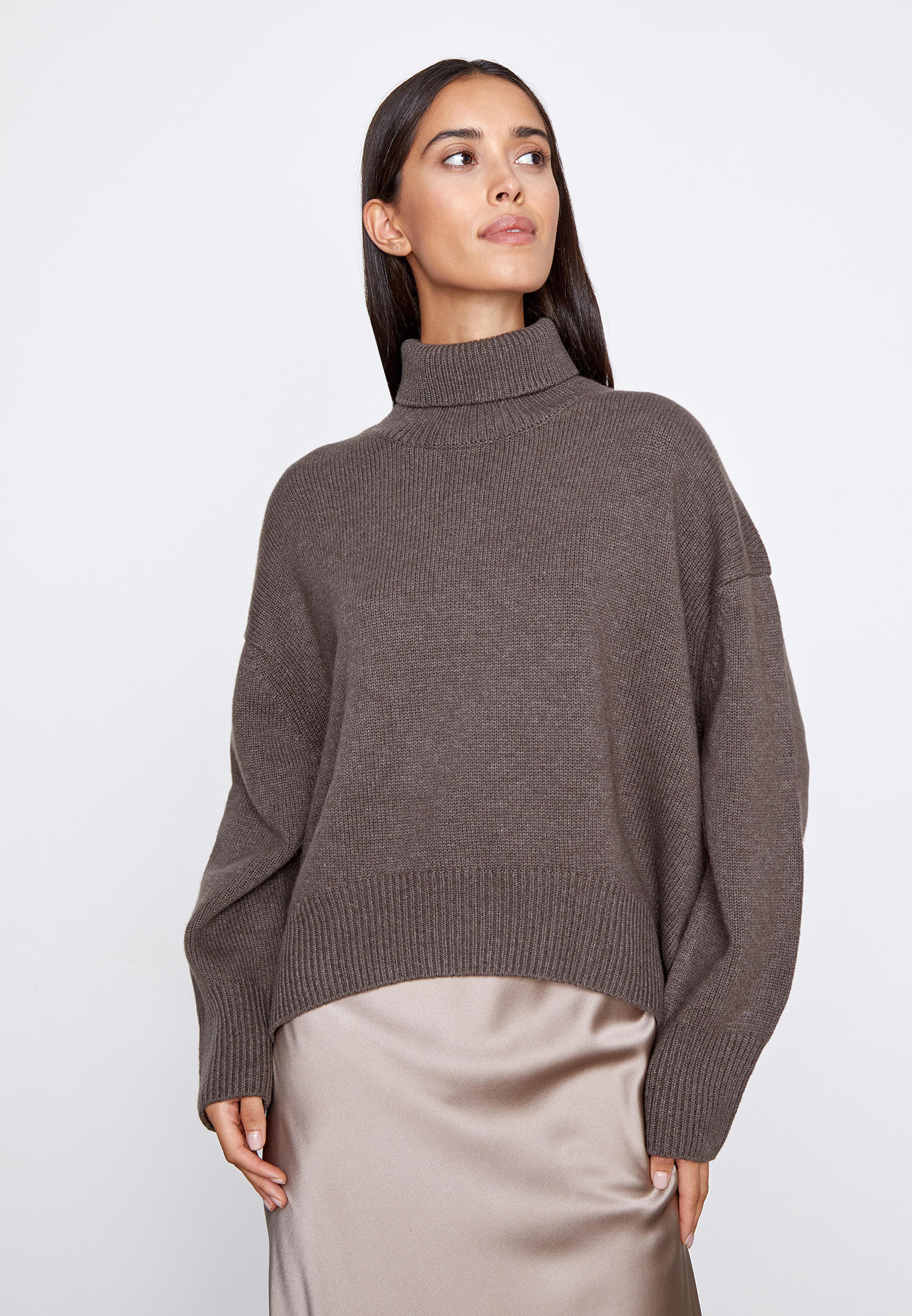 Свитер 12 STOREEZ, цвет: коричневый, MP002XW09P6H — купить в интернет ...