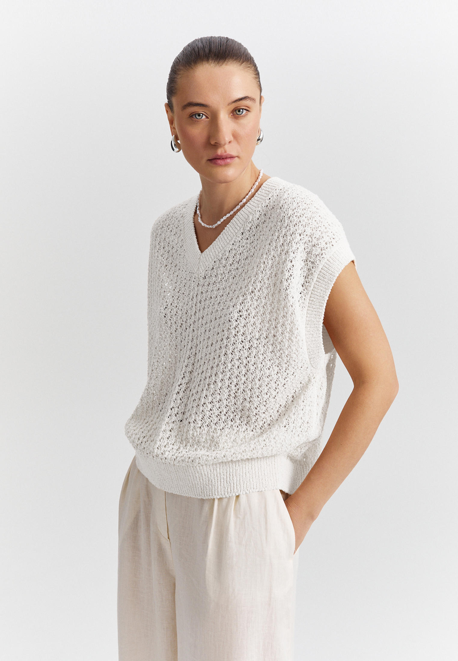 Джемпер Elis, цвет: белый, MP002XW14X3K — купить в интернет-магазине Lamoda