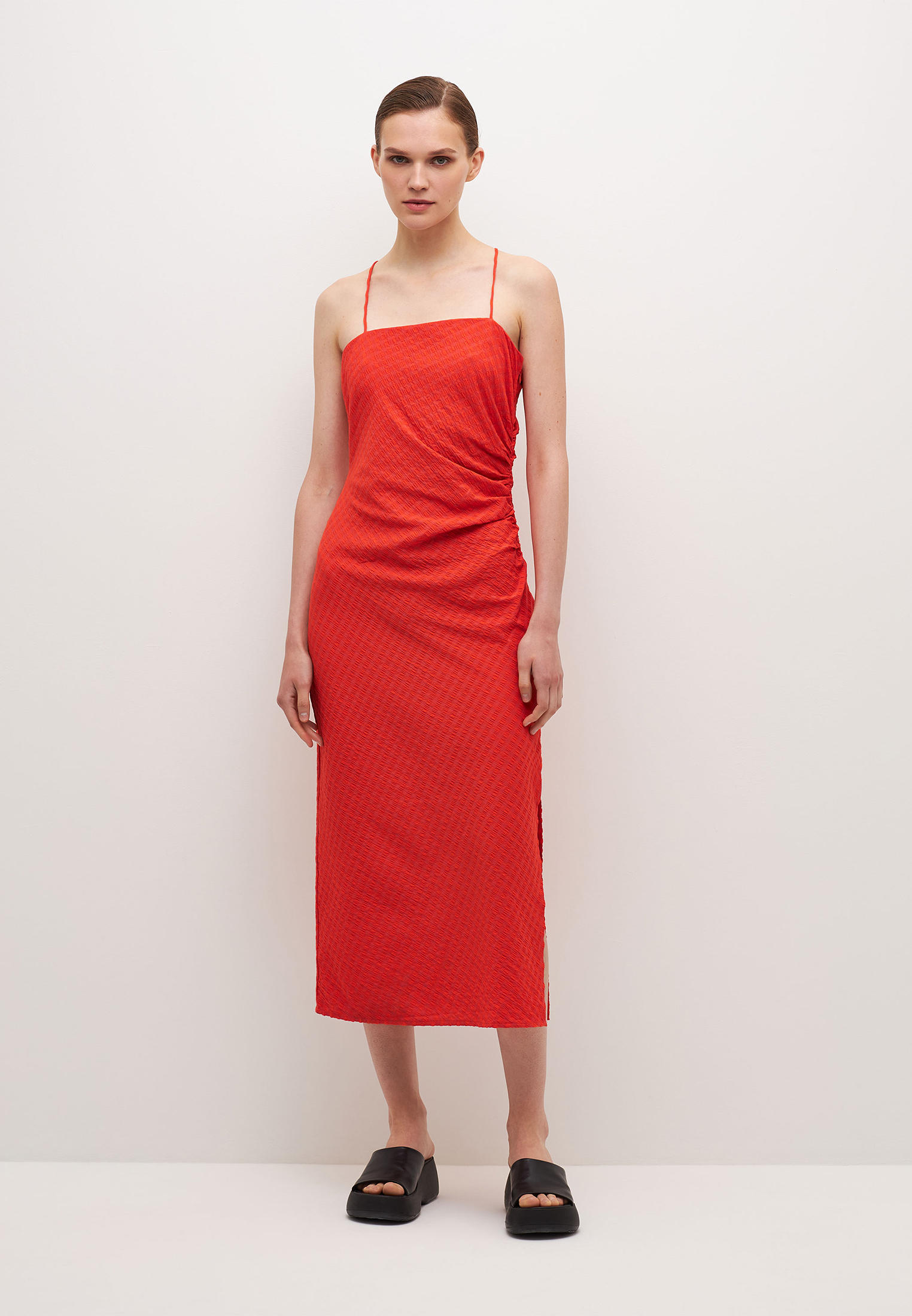 Сарафан Sela, цвет: красный, MP002XW160HA — купить в интернет-магазине ...