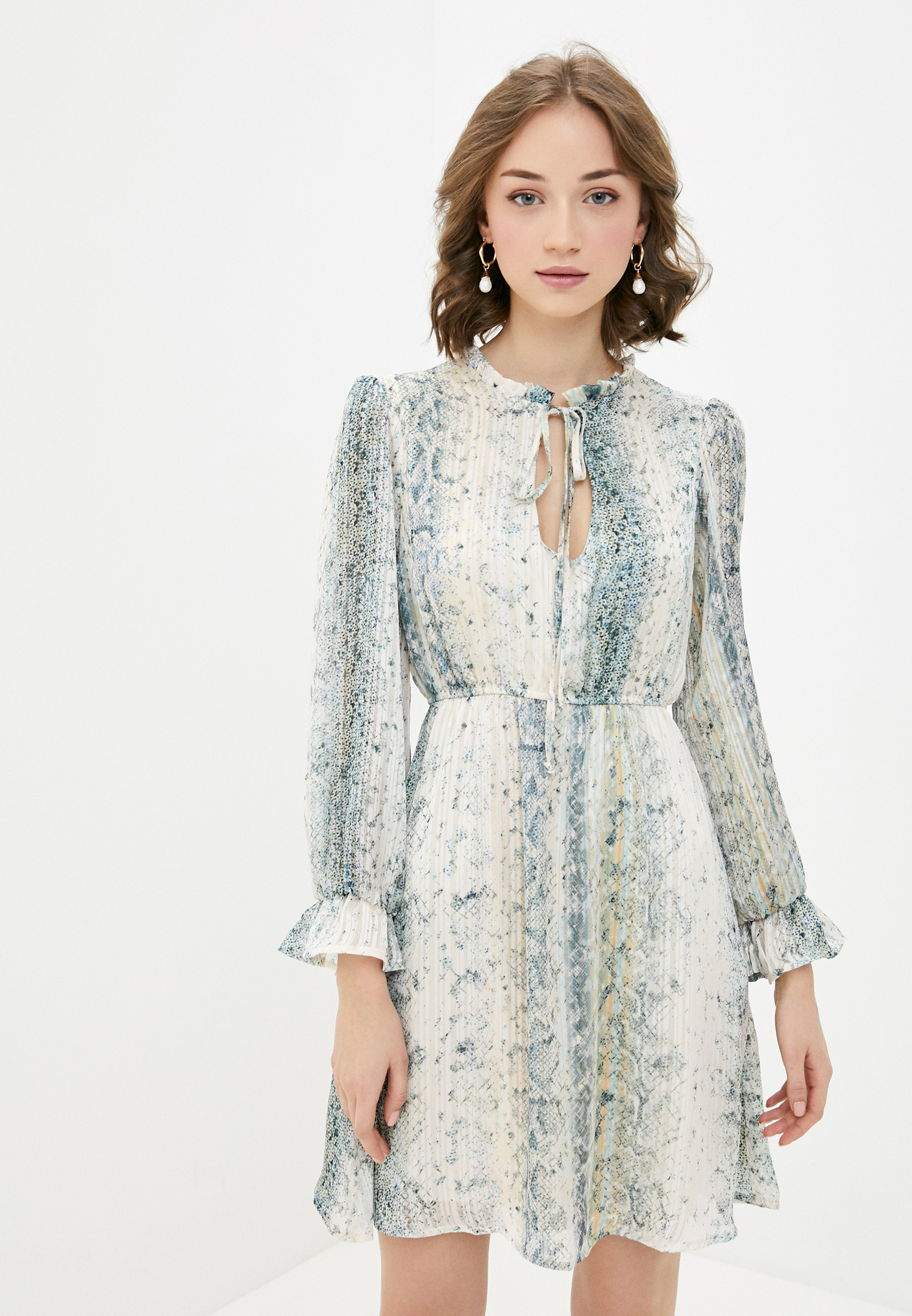 Платье Rinascimento, цвет: белый, RI005EWIGQX4 — купить в интернет ...