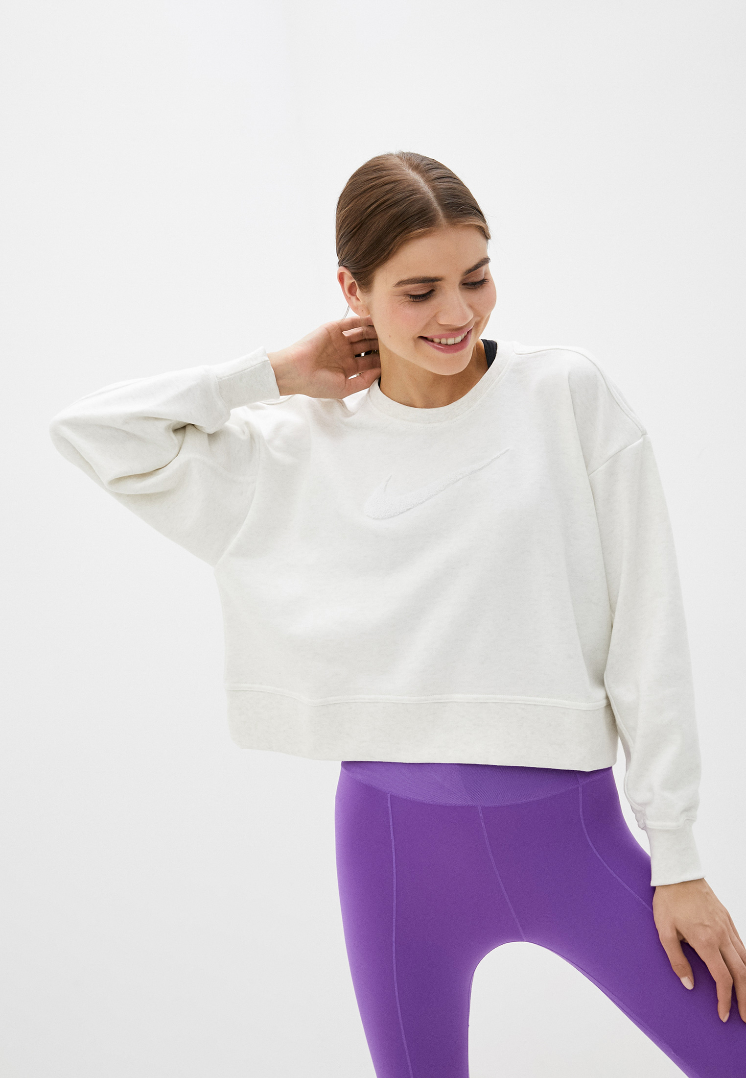 Свитшот Nike W Nk Dry Get Fit Crew Swsh цвет бежевый Rtlaaj981301