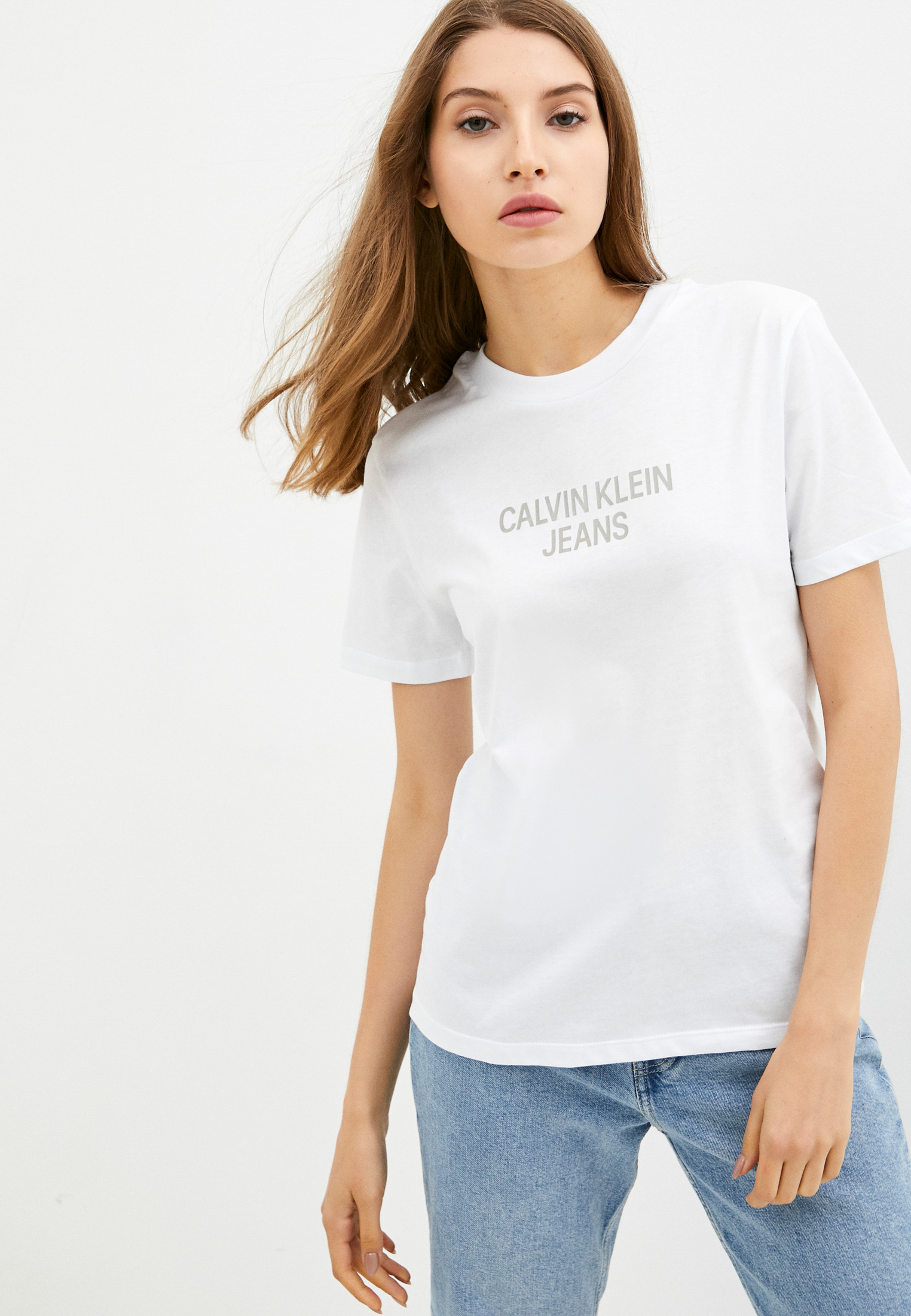 Футболка Calvin Klein Jeans, цвет: белый, RTLAAP812101 — купить в ...