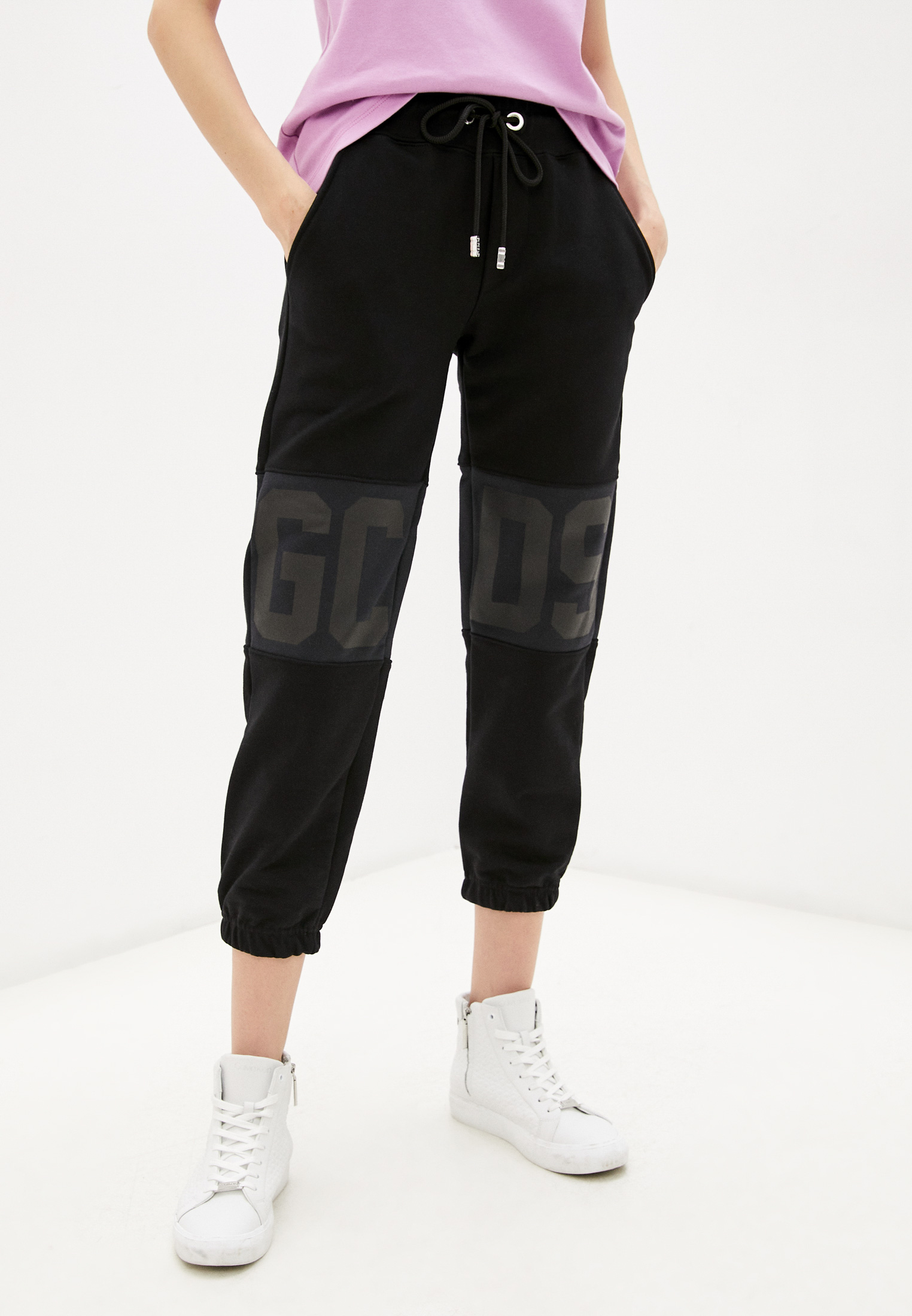 Брюки спортивные GCDS, цвет: черный, RTLAAV293901 — купить в интернет ...