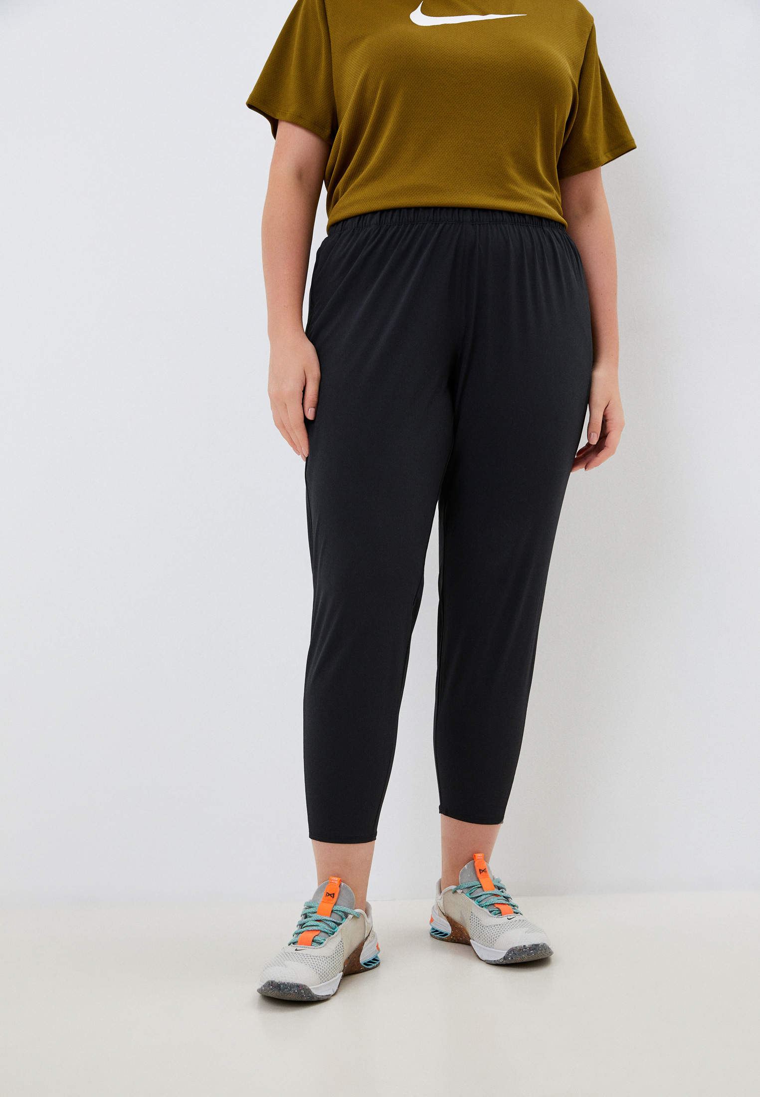Брюки спортивные Nike W NK DF ESSNTL PANT 2 7_8 NFS, цвет: серый ...