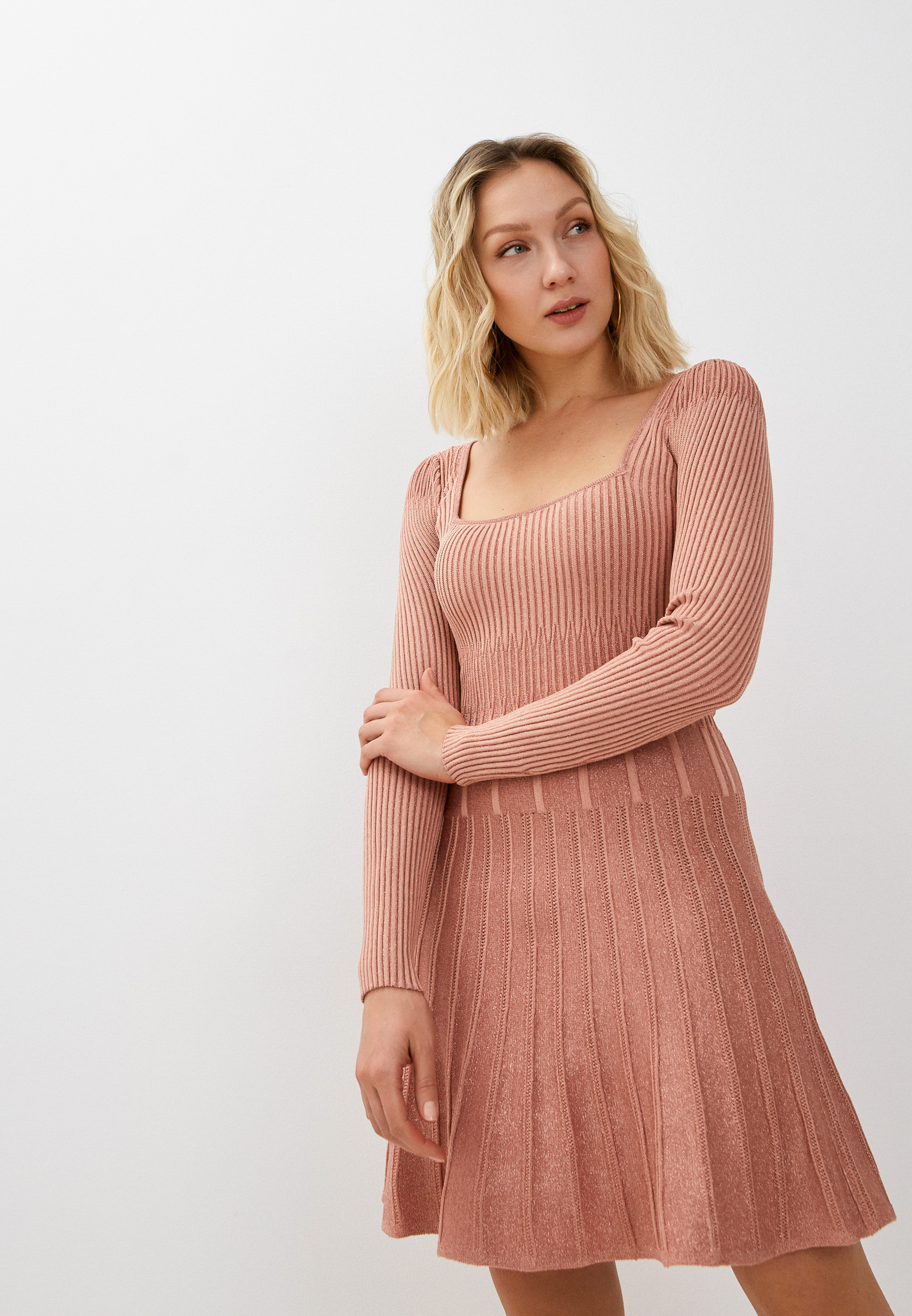 Платье Guess, цвет: бежевый, RTLACE757801 — купить в интернет-магазине ...