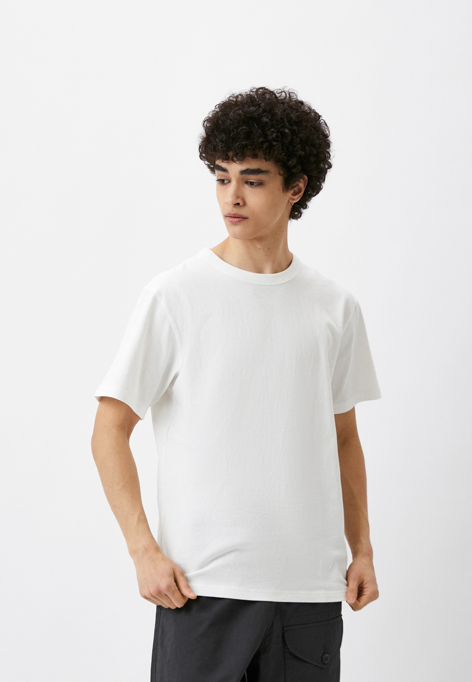Футболка UNIQLO Uniqlo U, цвет: белый, RTLACK741201 — купить в интернет ...