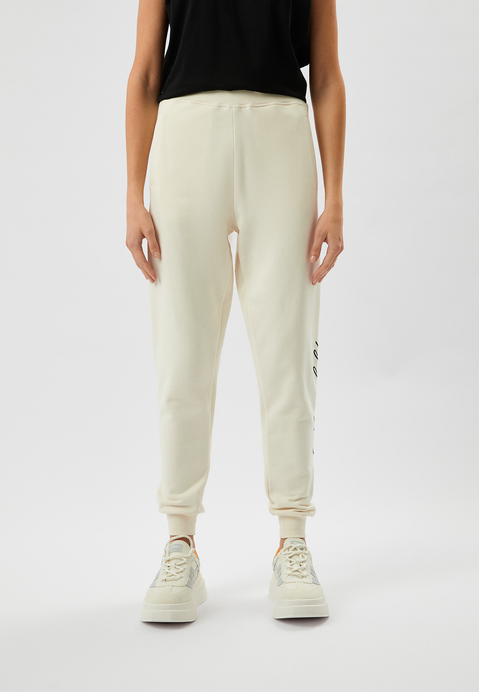 Брюки спортивные Karl Lagerfeld, цвет: бежевый, MP002XW125VX — купить в ...