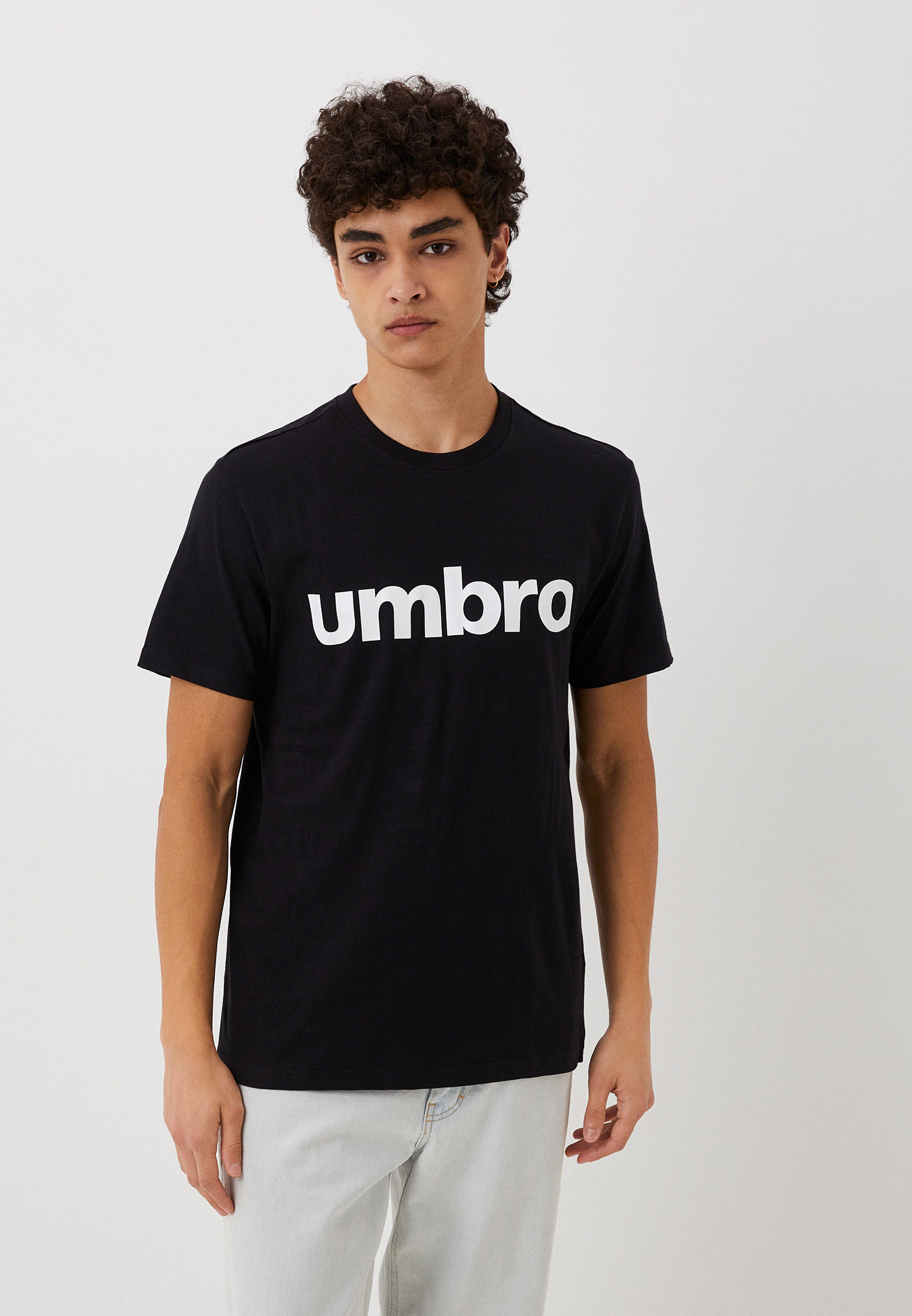 Футболка Umbro, цвет: черный, RTLACP328901 — купить в интернет-магазине ...