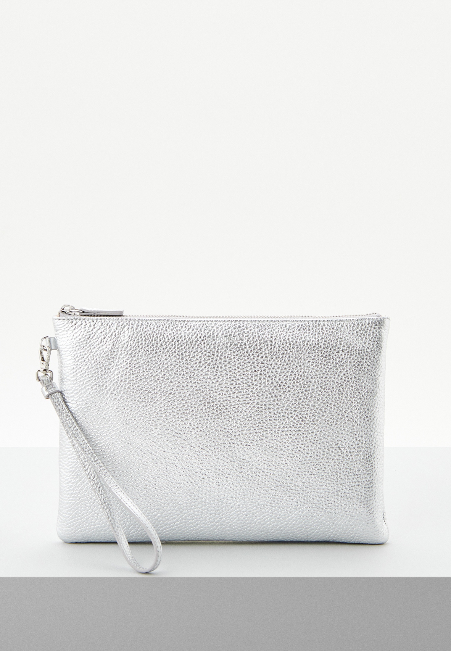 Клатч Coccinelle, цвет: серебряный, RTLACR319301 — купить в интернет ...