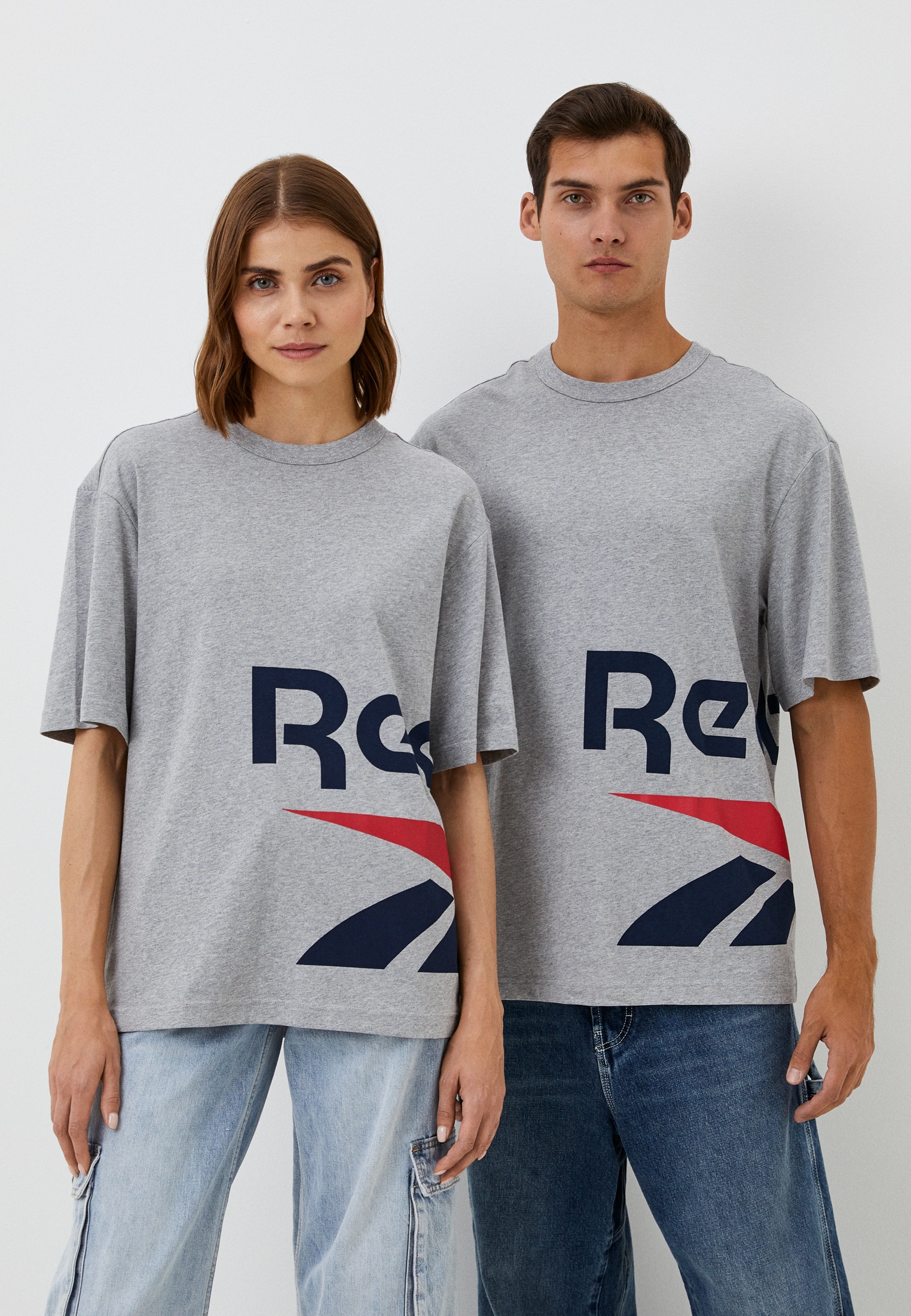 Футболка Reebok SIDE REEBOK VECTOR SS TEE, цвет: серый, RTLACX397001 ...