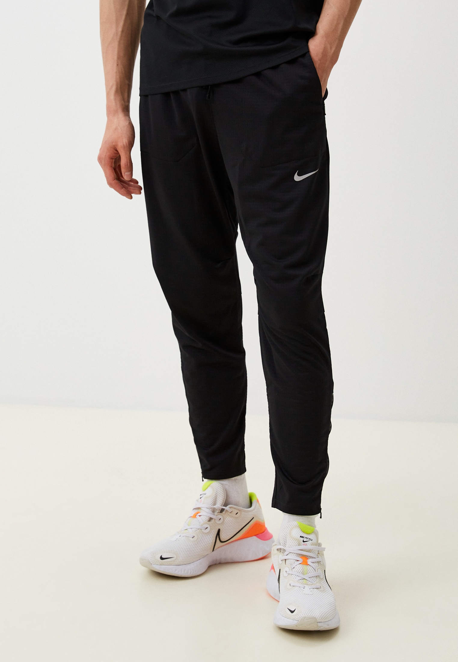 Брюки спортивные Nike M NK DF PHENOM ELITE KNIT PANT, цвет: черный ...