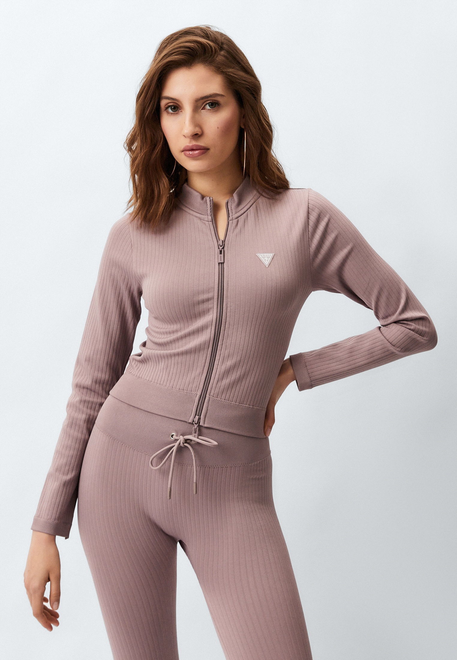 Олимпийка Guess, цвет: фиолетовый, RTLADK508901 — купить в интернет ...